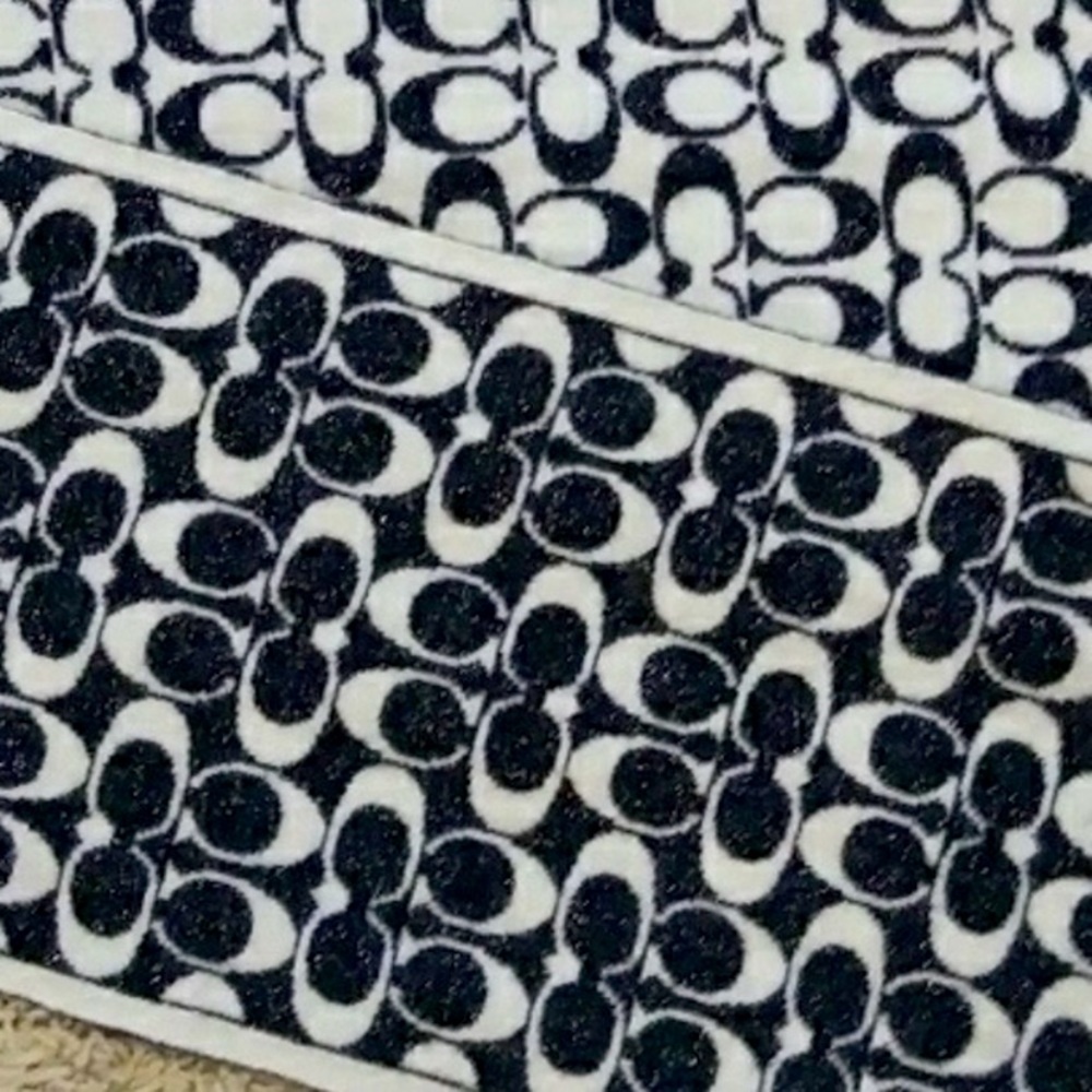 Coach Logo Metallic Scarf - Like New. - Gem